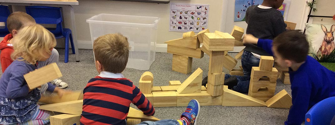 Lower Willingdon Pre-School Nursery - What is a pre-school committee?